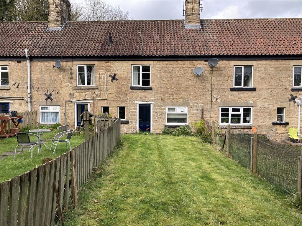 3 Malthouse Cottages, Manor Road, Kiveton Park Station, S26 6PB 2 bed ...