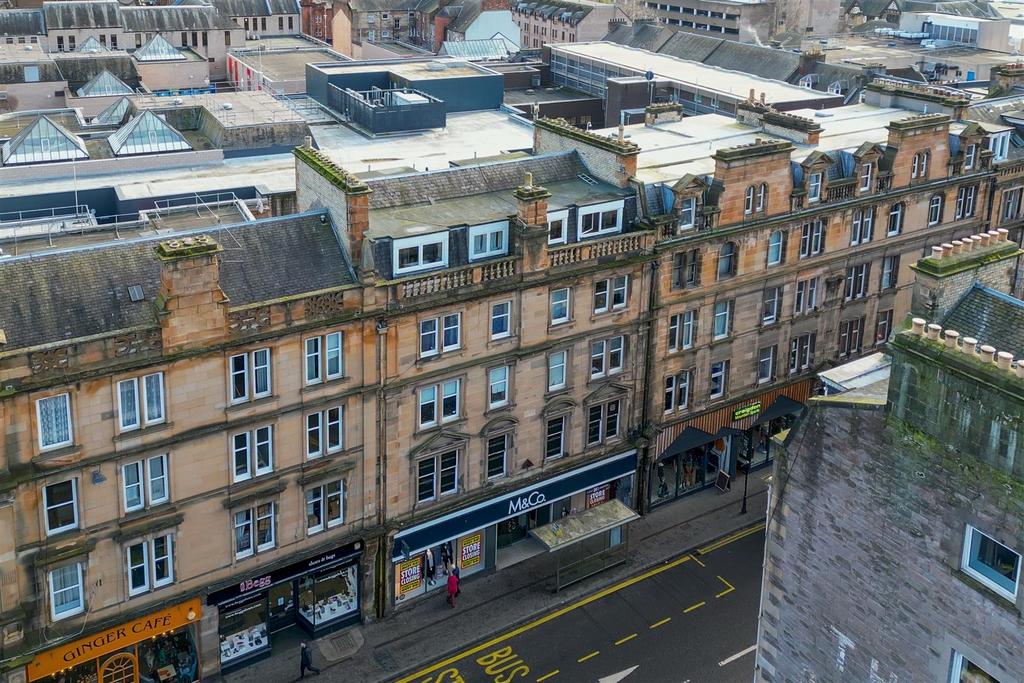 Scott Street, Perth 2 bed flat - £69,995