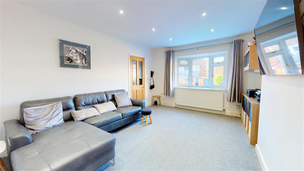 Stephen Close, Northowram, Halifax 3 bed terraced house - £200,000