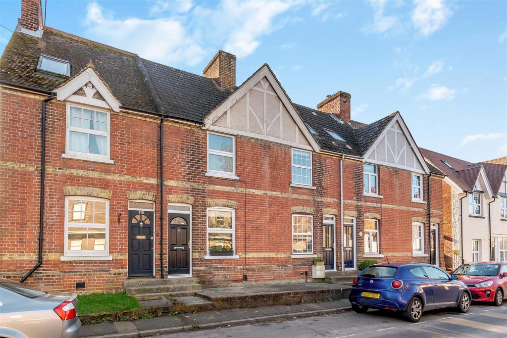 Mill Street, East Malling, ME19 6BX 2 bed terraced house - £325,000