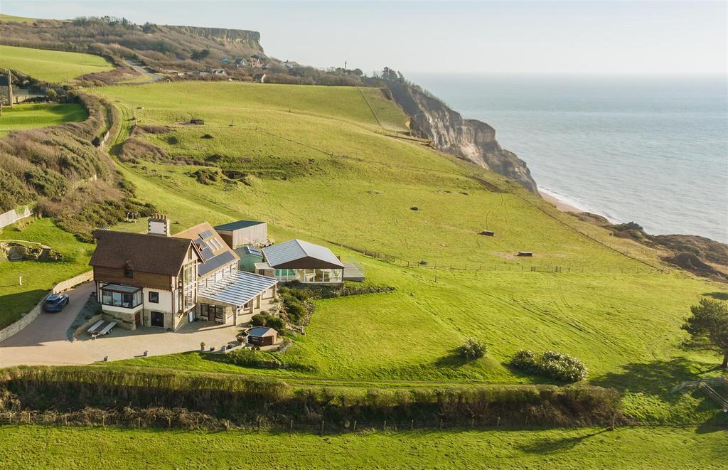 Chale, Isle of Wight 4 bed detached house - £995,000