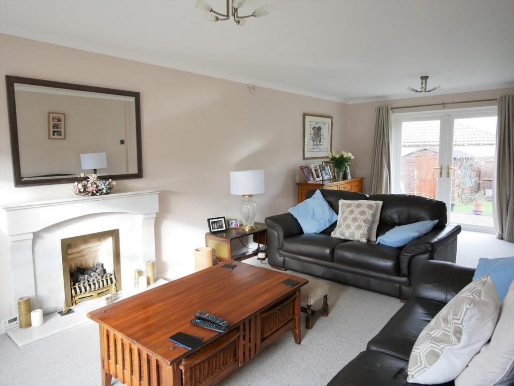 Upper Cosmeston Farm, Penarth 4 bed detached house - £550,000