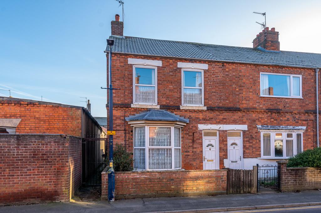 Trinity Street, Boston, PE21 3 bed end of terrace house - £120,000