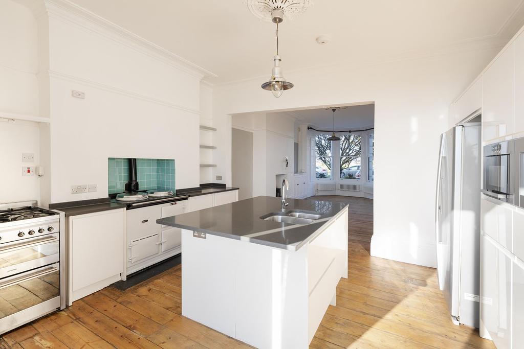 Upper Belgrave Road, Clifton, BS8 4 bed terraced house - £3,750 pcm (£ ...