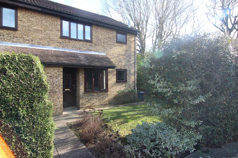 Lower Earley, Reading, Berkshire 1 bed property - £950 pcm (£219 pw)