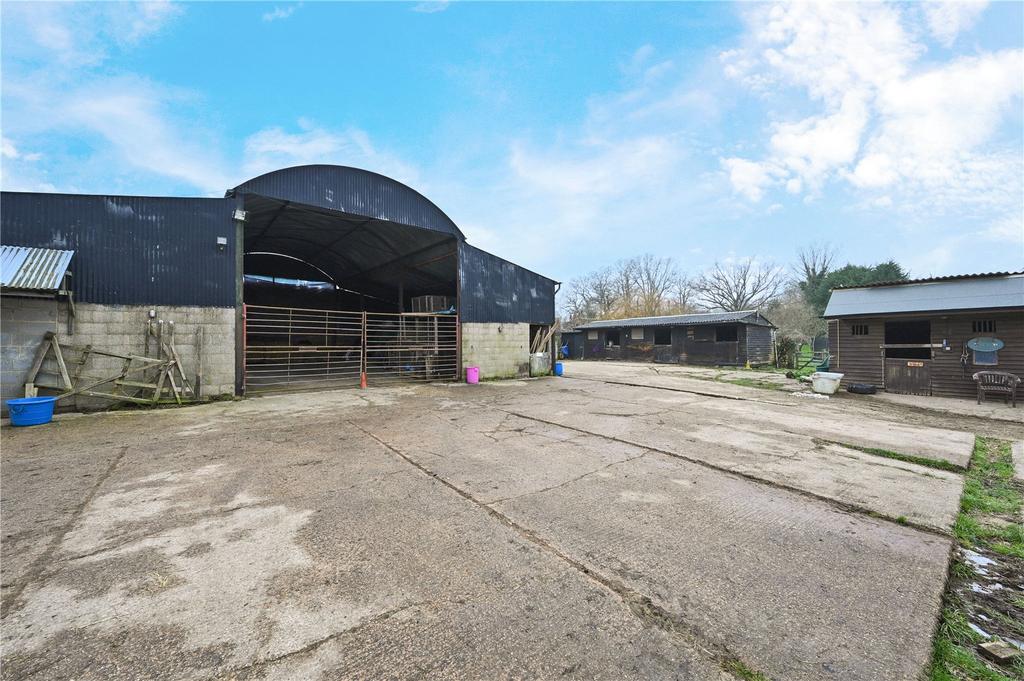 Copsale Road, Maplehurst 3 bed bungalow - £2,000,000