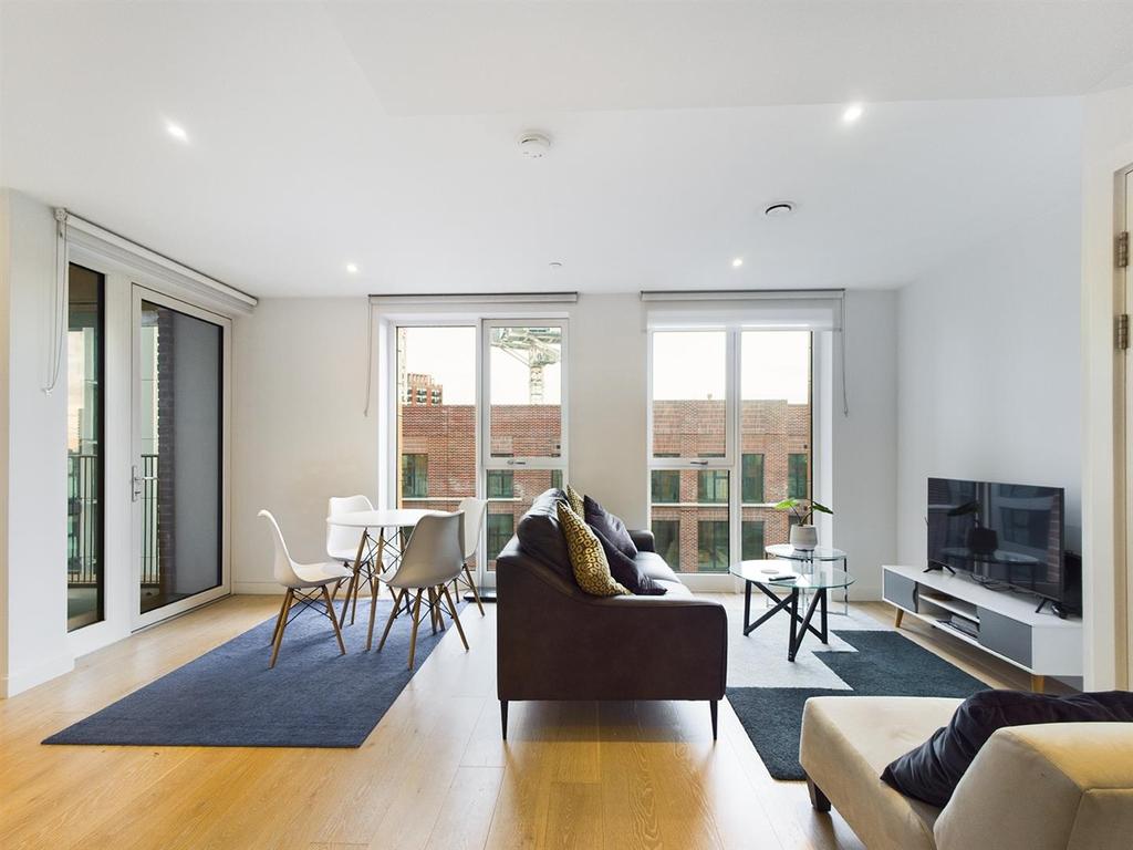 Heygate Street, London 1 bed apartment - £2,300 pcm (£531 pw)
