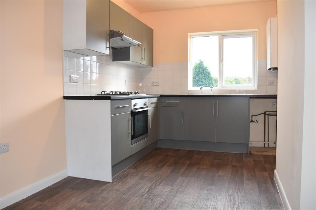 High Street, Upton, Pontefract, WF9 1HG 1 bed flat - £460 pcm (£106 pw)