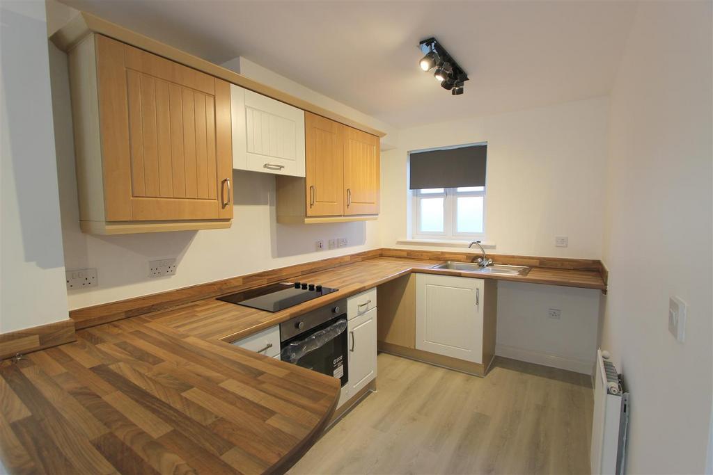 Edward Pease Way, Darlington 2 bed terraced house - £650 pcm (£150 pw)