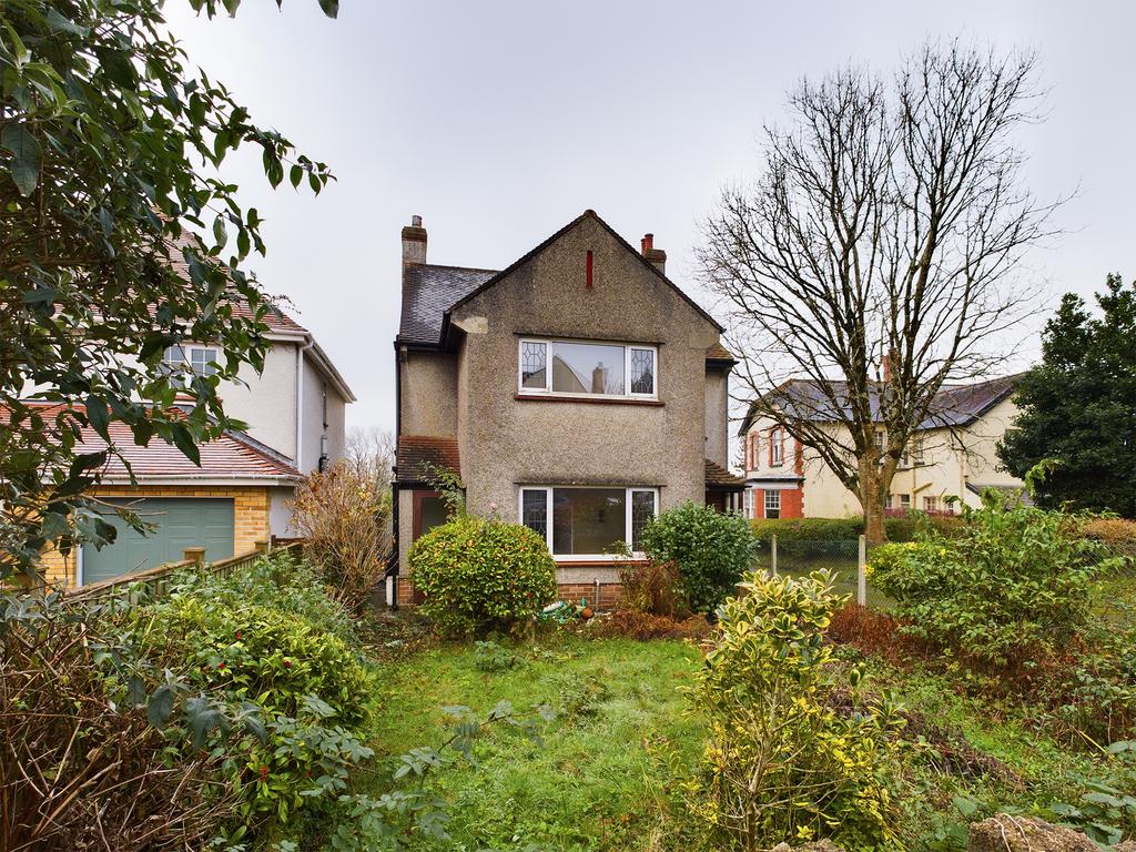 Slade Road, Newton, Swansea, SA3 3 bed detached house - £450,000