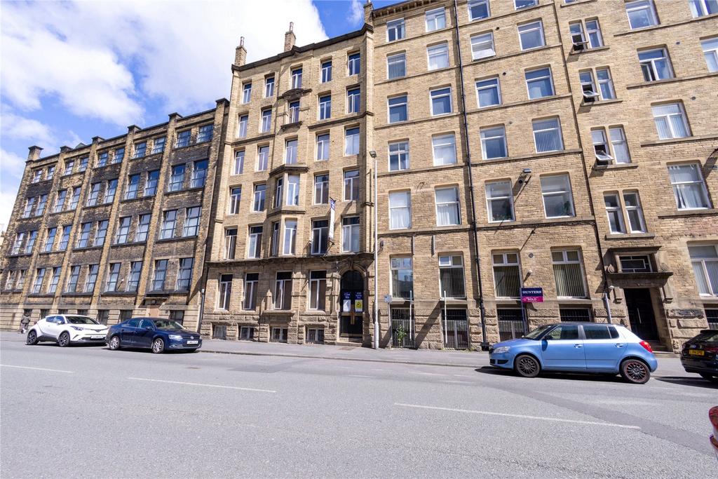 Sunbridge Road, Bradford, West... 1 bed apartment - £5,000