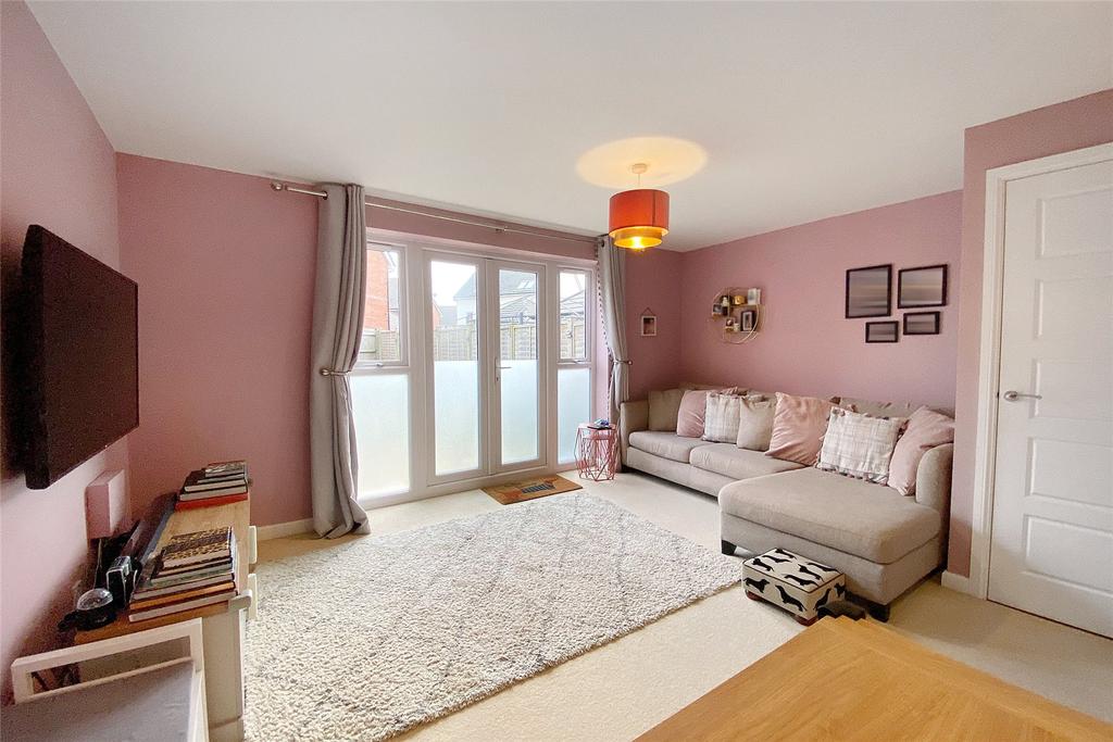 Benjamin Gray Drive, Littlehampton... 3 bed semi-detached house - £365,000