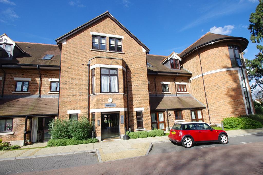 Silas Court, Lockhart Road, Watford... 1 bed apartment - £1,300 pcm (£ ...