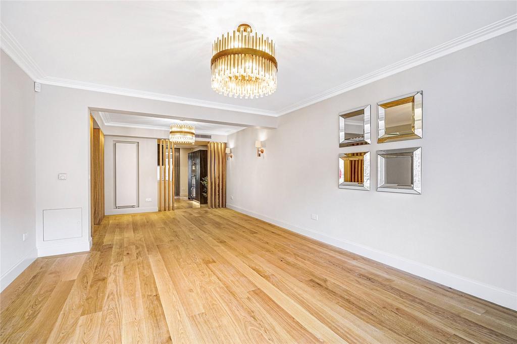 Montrose Court, Princes Gate, London, SW7 2 bed apartment - £6,717 pcm ...