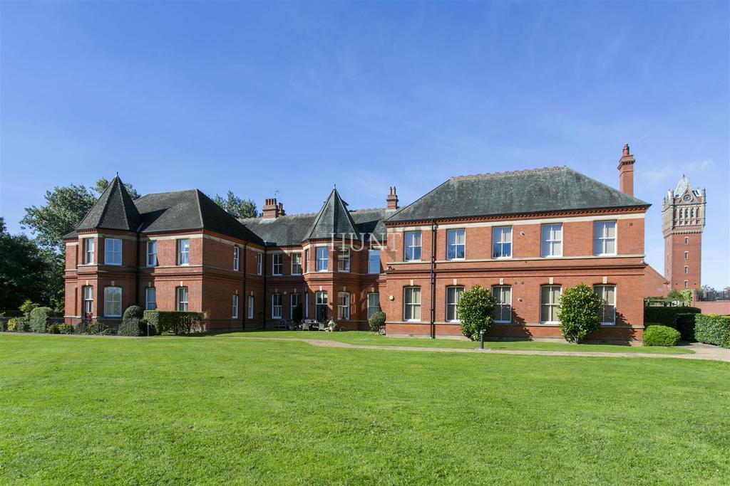 Bartholomew House, Repton Park IG8 2 bed apartment - £2,750 pcm (£635 pw)
