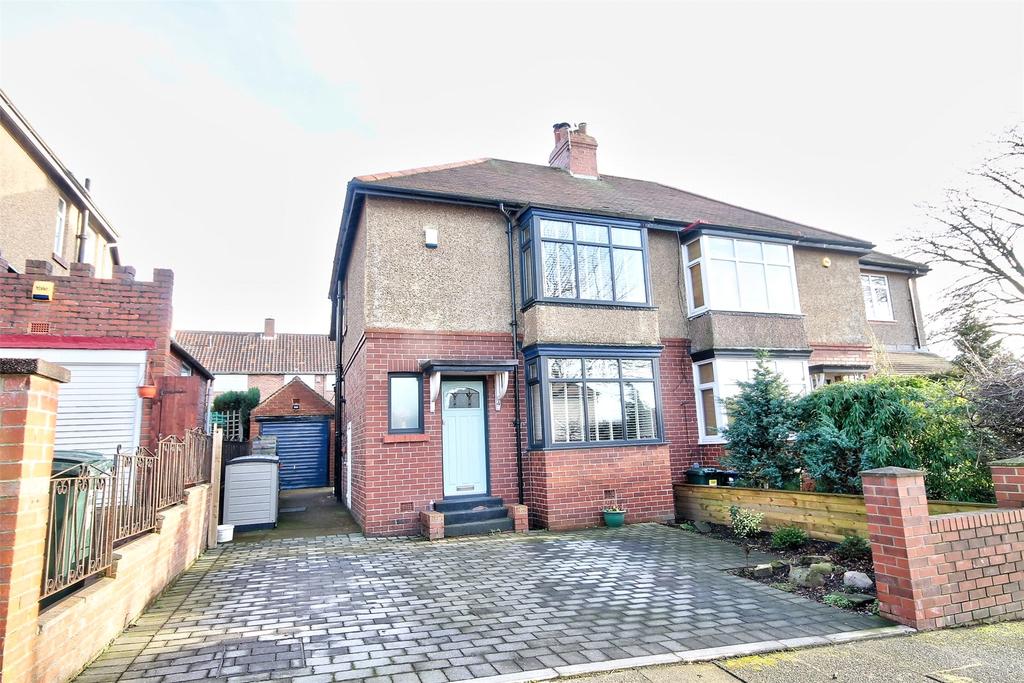 Loweswater Road, Gateshead, Tyne &... 2 bed semi-detached house - £210,000