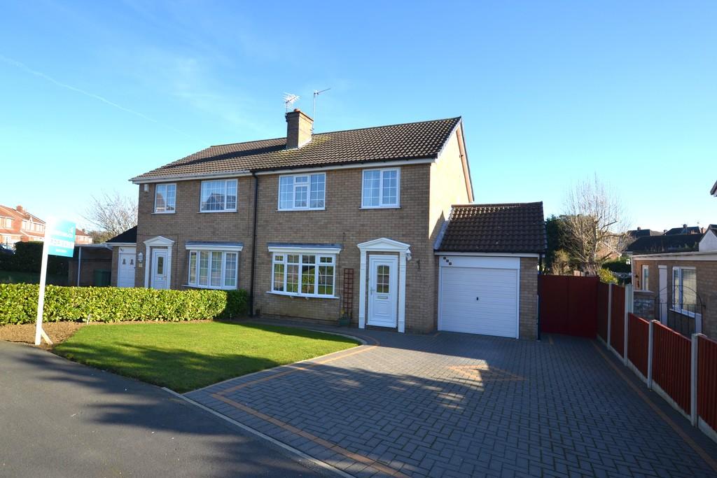 Winchester Road, Grantham 3 bed semi-detached house - £269,950