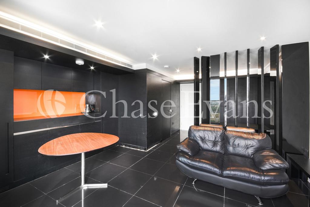 West Tower, Pan Peninsula, Canary... Studio - £1,885 pcm (£435 pw)