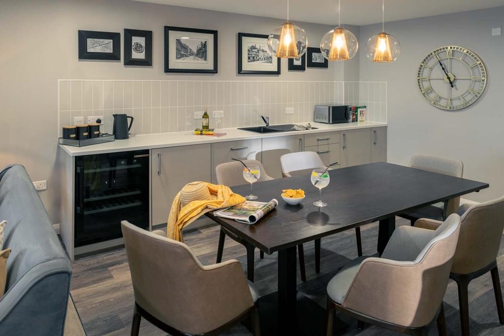 Property 26, at Kings Scholars Court... 2 bed retirement property - £ ...