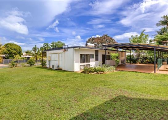 26 Gardenia Street, NIGHTCLIFF, NT 0810 4 bed house