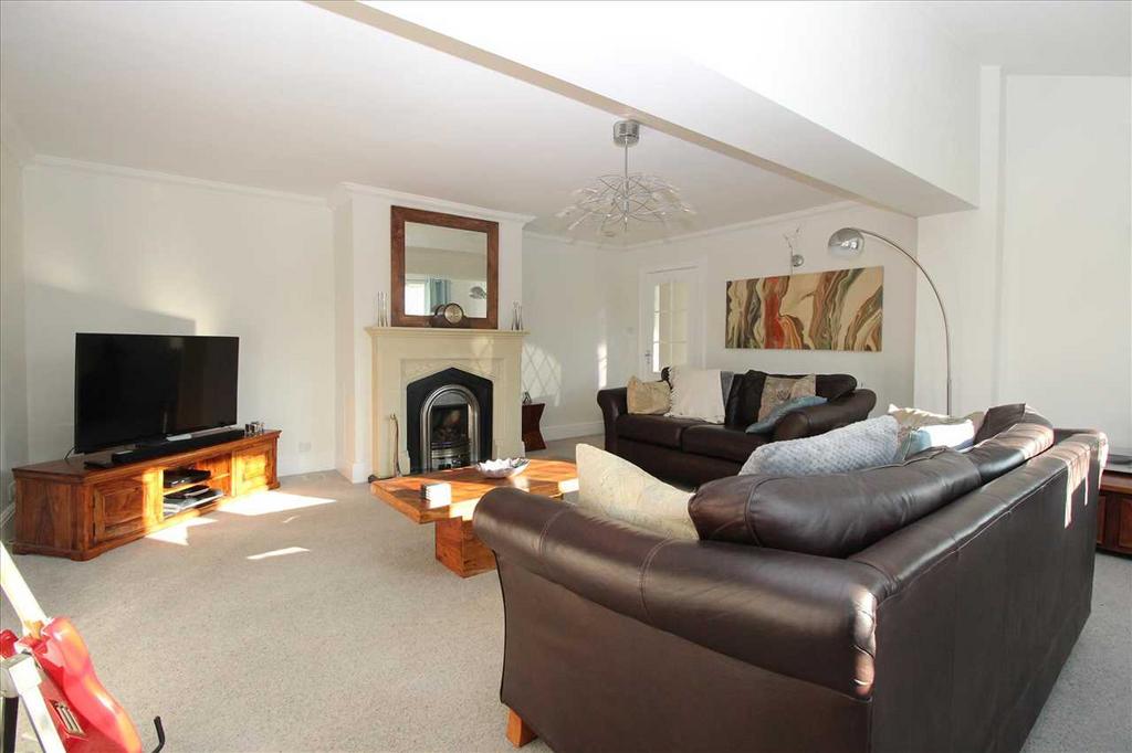 Newlyn Drive Parkside Dale Cramlington 4 Bed Detached House £290 000