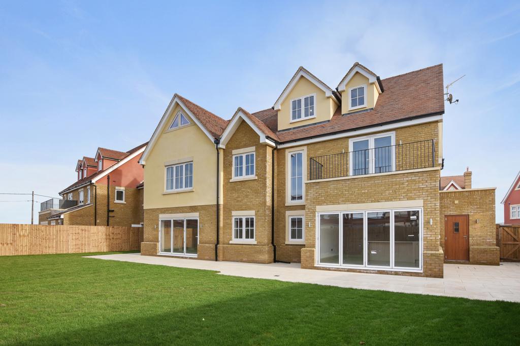 Doesgate Lane, Bulphan, RM14 3BJ 6 bed detached house - £1,600,000