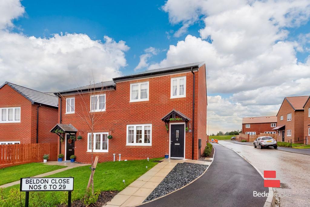 Beldon Close, Dalton-Le-Dale, SR7 3 bed semi-detached house - £185,000