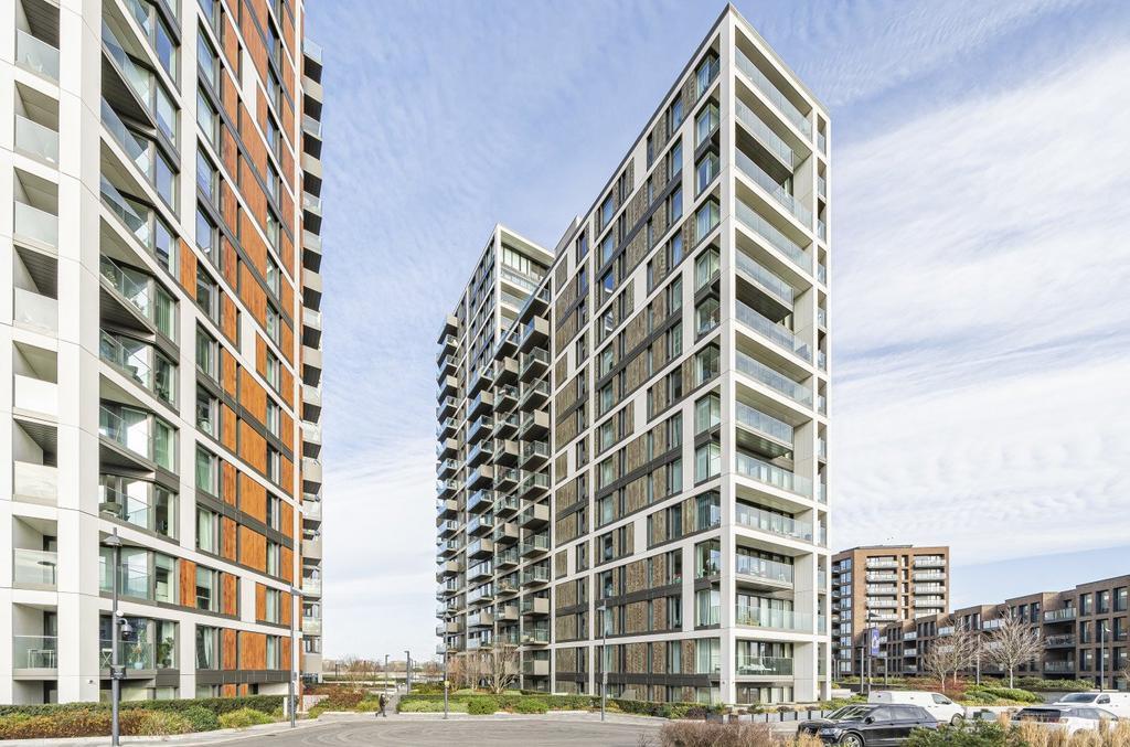 Duke of Wellington Avenue, Royal... 3 bed apartment - £899,000