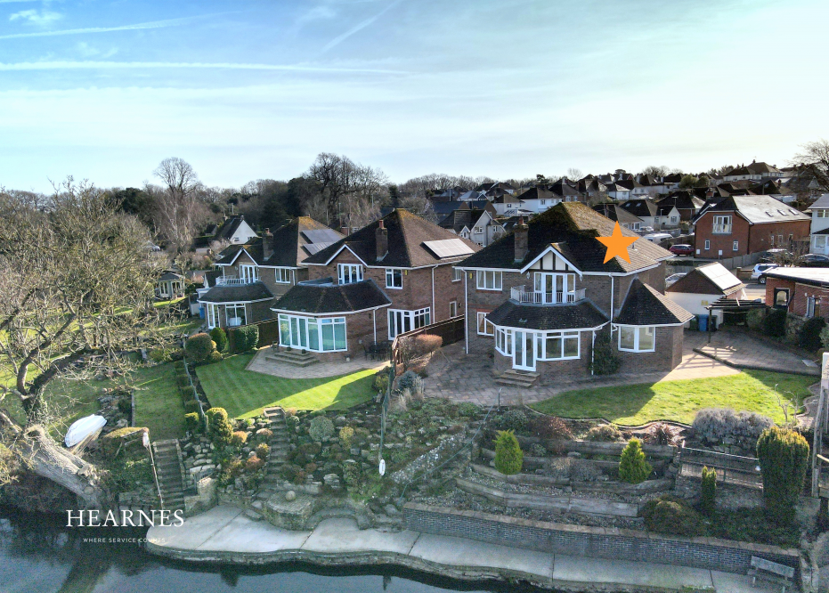 Merley Ways, Wimborne, BH21 1QR 4 bed detached house - £1,095,000
