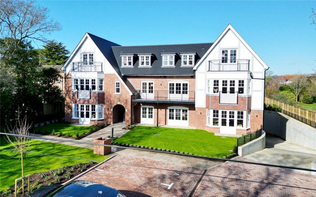 Chewton Farm Road, Walkford... 2 bed apartment for sale - £525,000