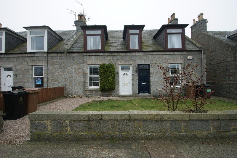 Burndale Road, Bankhead, Aberdeen, AB21 1 bed flat - £525 pcm (£121 pw)