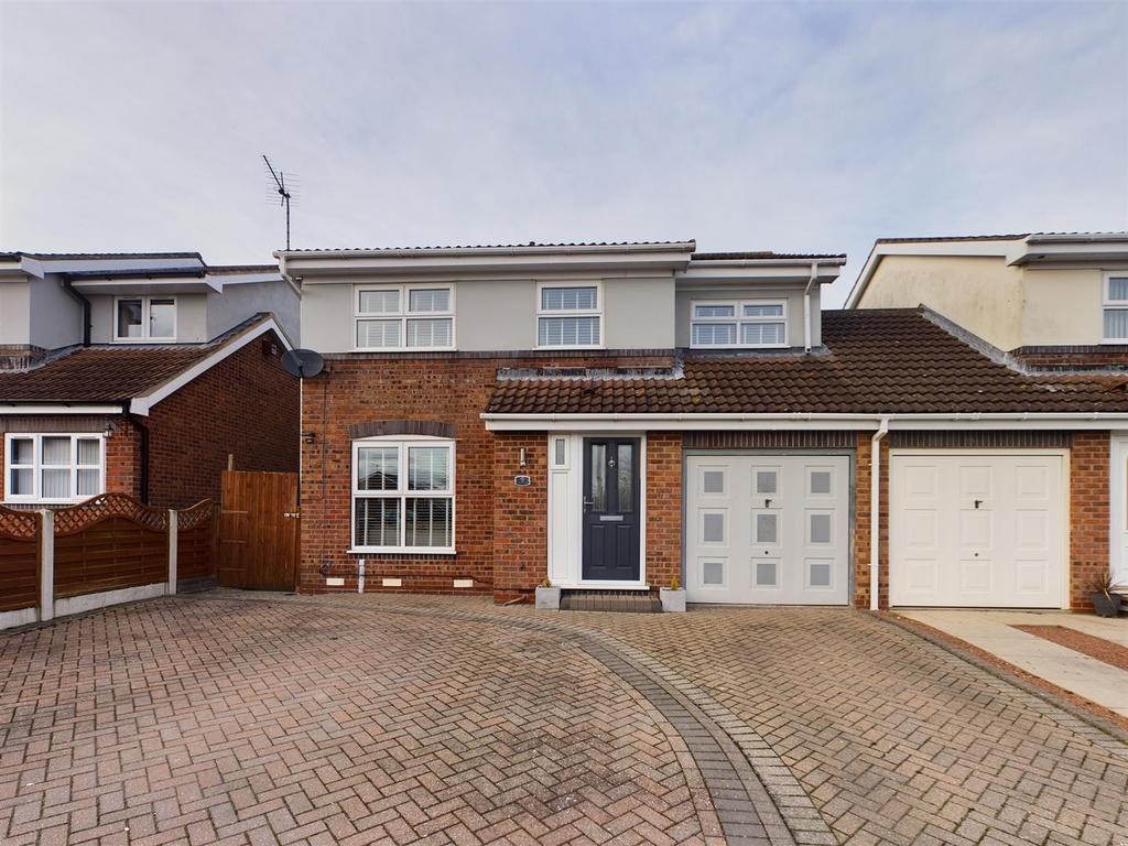 Orchard Close, Bridlington 4 bed detached house - £260,000
