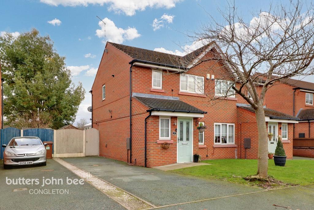 Parker Way, Congleton 3 bed semi-detached house - £260,000