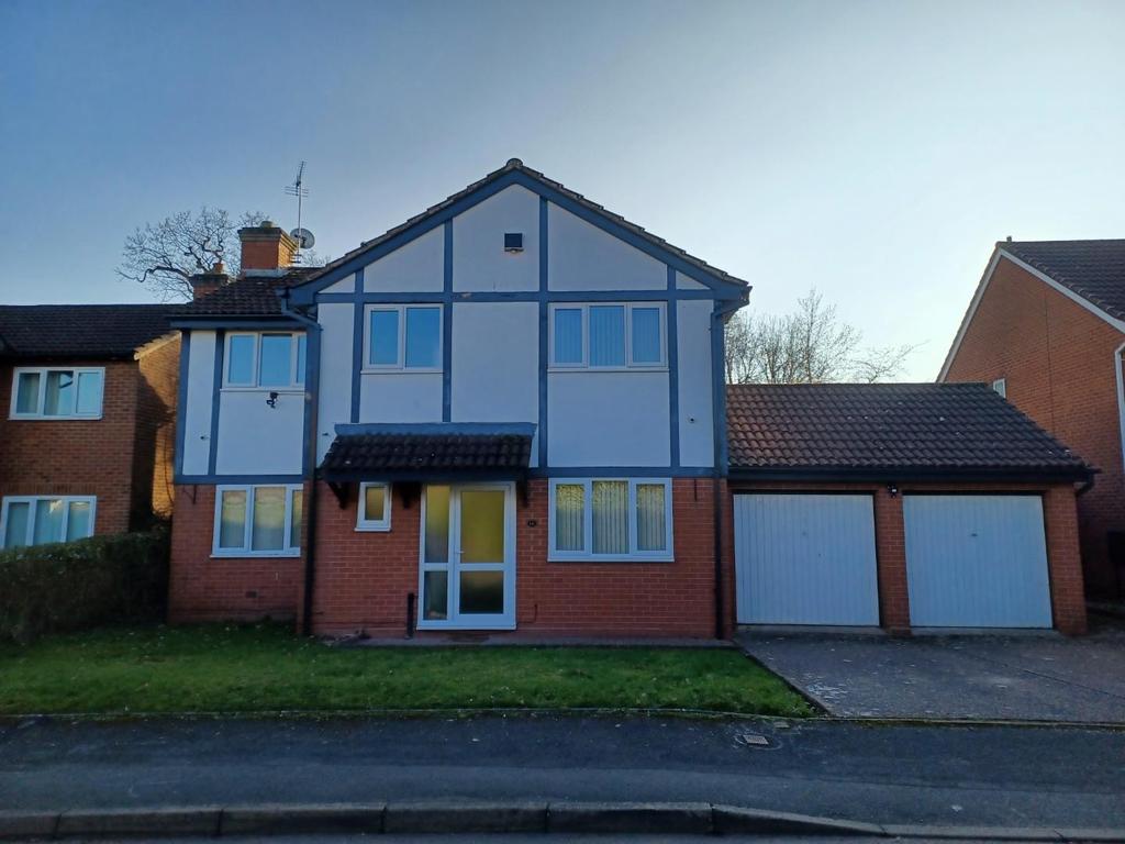 Harvington Drive, Monkspath, B90 4YN 4 bed detached house - £1,800 pcm ...