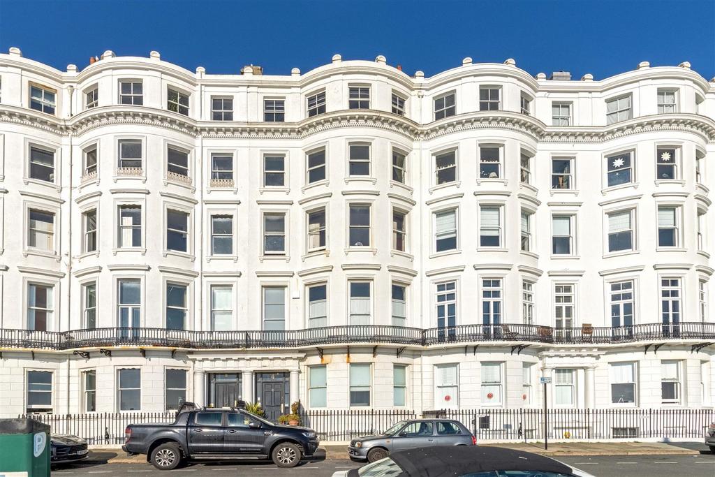 Clarendon Terrace, Brighton Studio for sale - £180,000