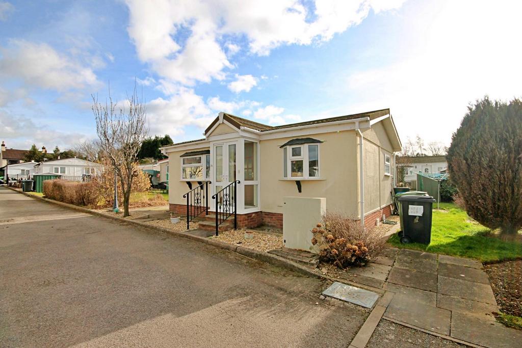 Amington Park, Amington, Tamworth 2 bed park home for sale - £95,000