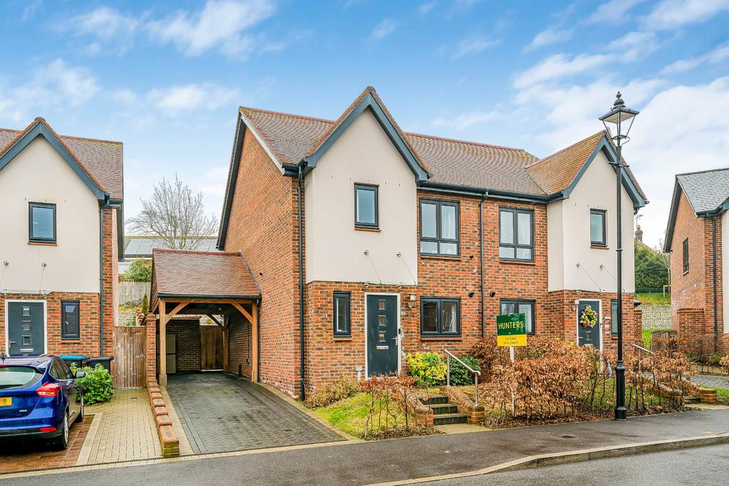 Bonnet Lane, Burgess Hill, West... 2 bed semi-detached house - £400,000