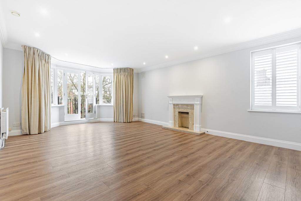 Wimbledon Hill Road Wimbledon SW19 2 bed flat - £2,900 pcm (£669 pw)