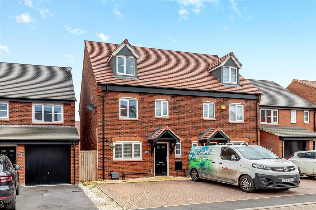 Embleton Way, Chellaston, Derby... 4 bed semi-detached house - £250,000