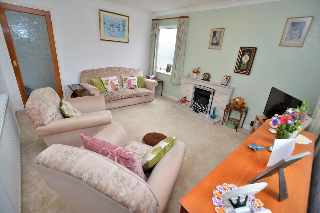 Buckfast Close Wigston Leicestershire 2 Bed Semi Detached Bungalow