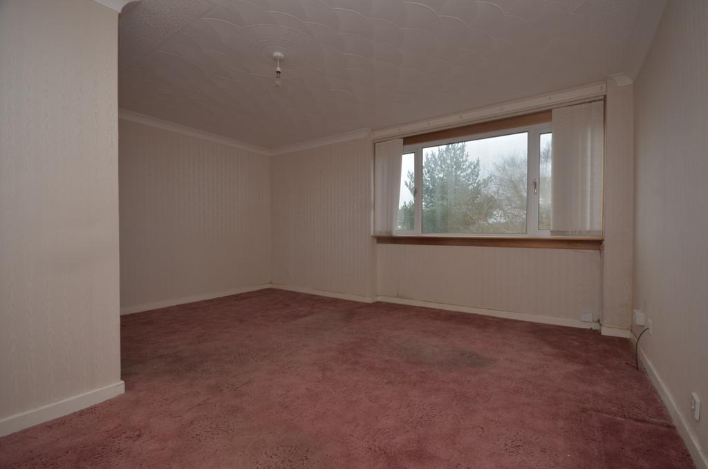 Hood Court, Helensburgh, Argyll and... 2 bed maisonette - £55,000