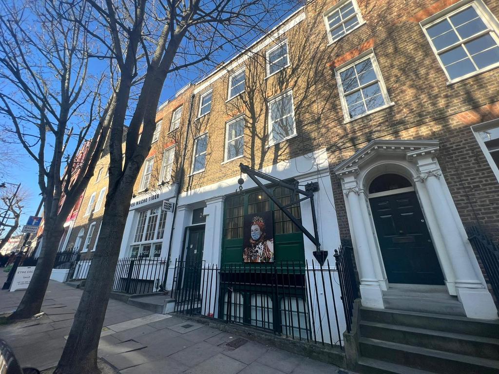 Cross Street, London, N1 2 bed apartment - £5,746 pcm (£1,326 pw)