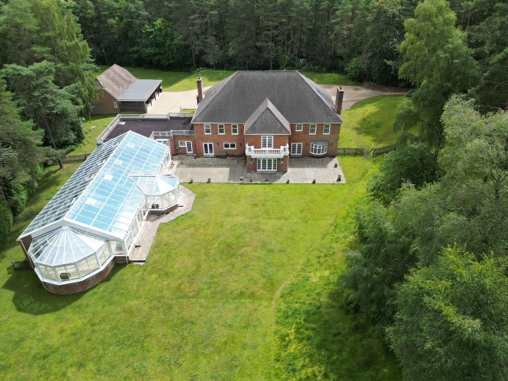 Stoney Cross, Lyndhurst, SO43 7 bed detached house for sale - £3,000,000