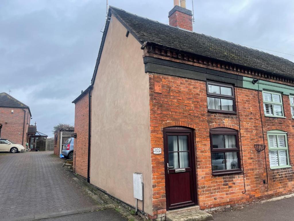 Main Street, Barton under Needwood... 2 bed end of terrace house - £750 ...