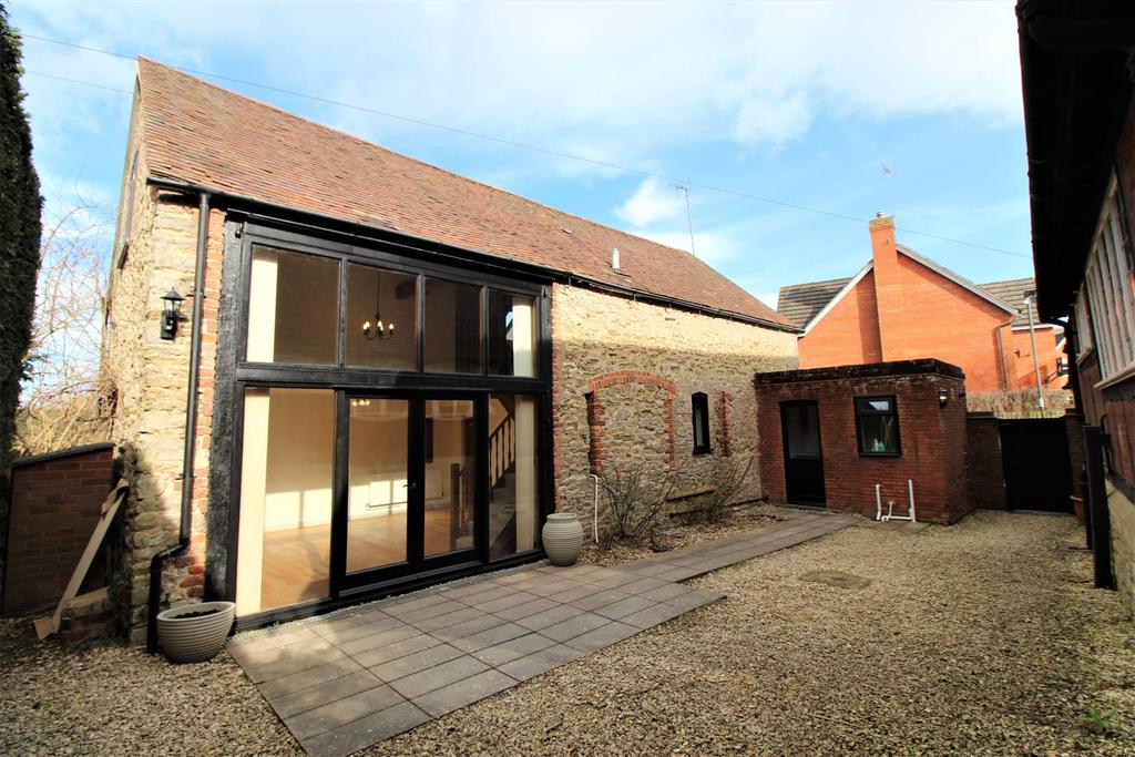 Brook House Barn, Walwyn Road Colwall 2 bed barn conversion - £995 pcm ...