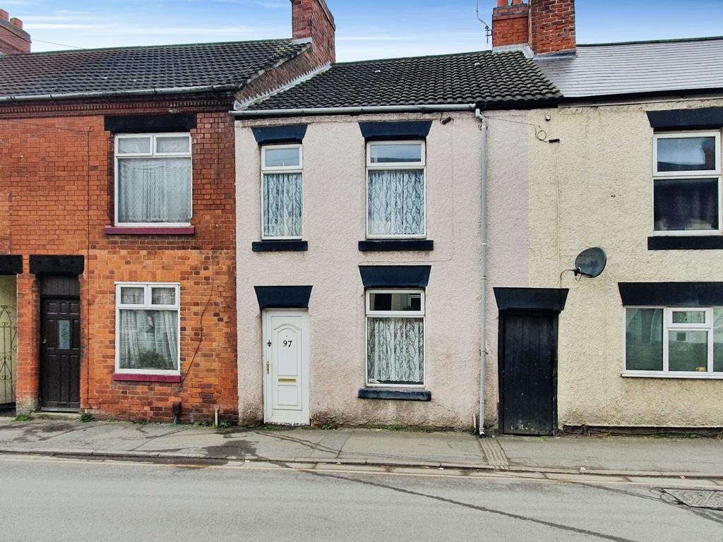 Central Road, Hugglescote, LE67 3 bed terraced house - £125,000