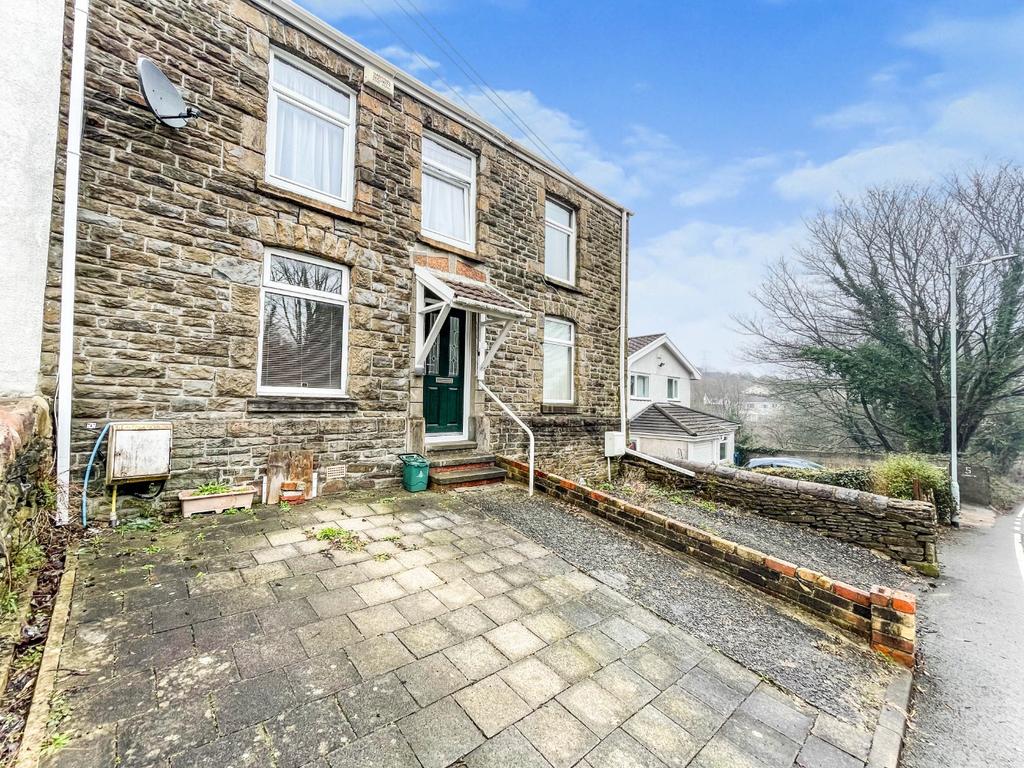 Crymlyn Road, Llansamlet, Swansea... 2 bed terraced house - £140,000