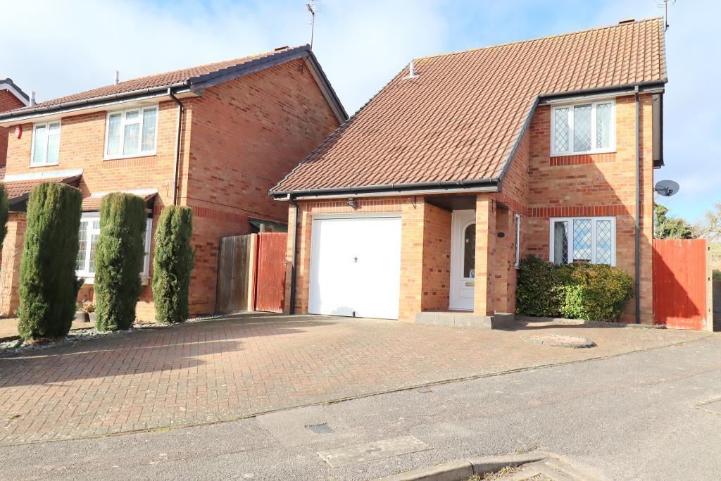 Catesby Green, Barton Hills, Luton... 3 bed detached house - £375,000