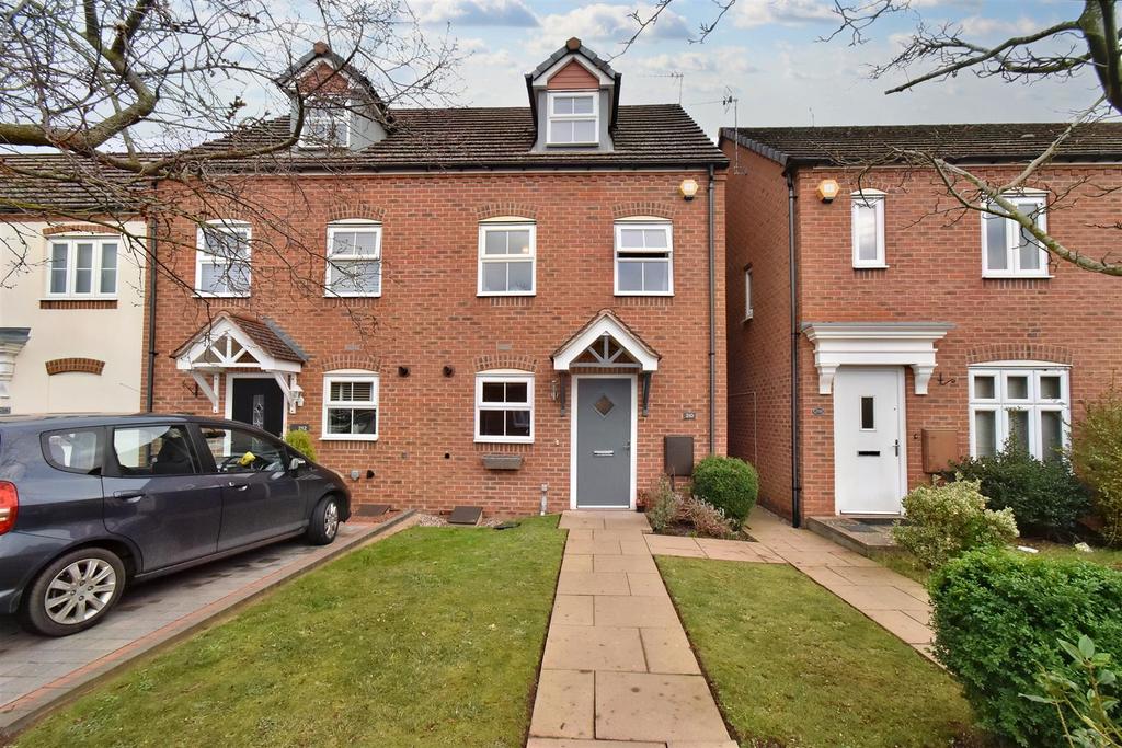 Wharf Lane, Solihull 3 bed semi-detached house - £210,000