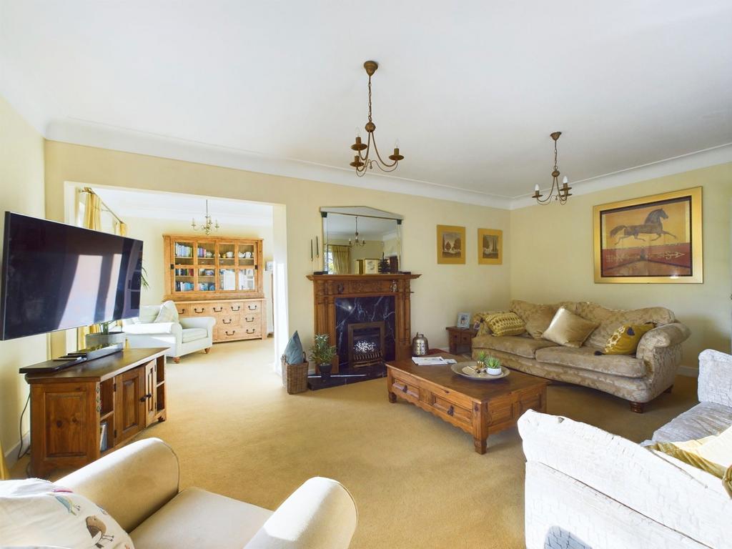Ruff Lane, Ormskirk 4 bed detached bungalow - £650,000